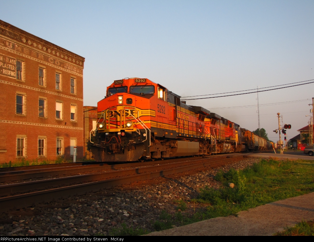BNSF 5292